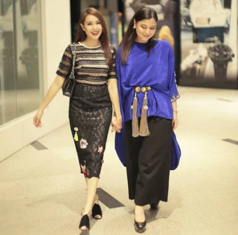 INTAN LADYANA AND LISA SURIHANI WEARING MELINDA LOOI’S PIECES FOR KUAL ...